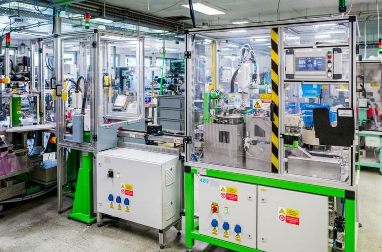 Industrial automation and robotization | ZLÍN ROBOTICS